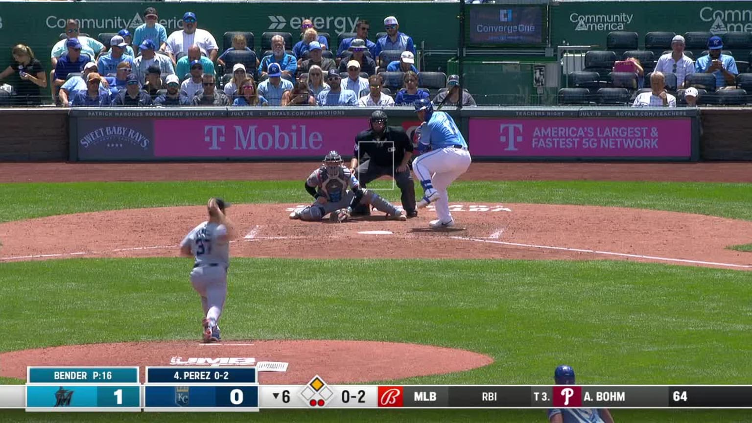 Salvador Perez strikes out swinging. | 06/26/2024 | Miami Marlins