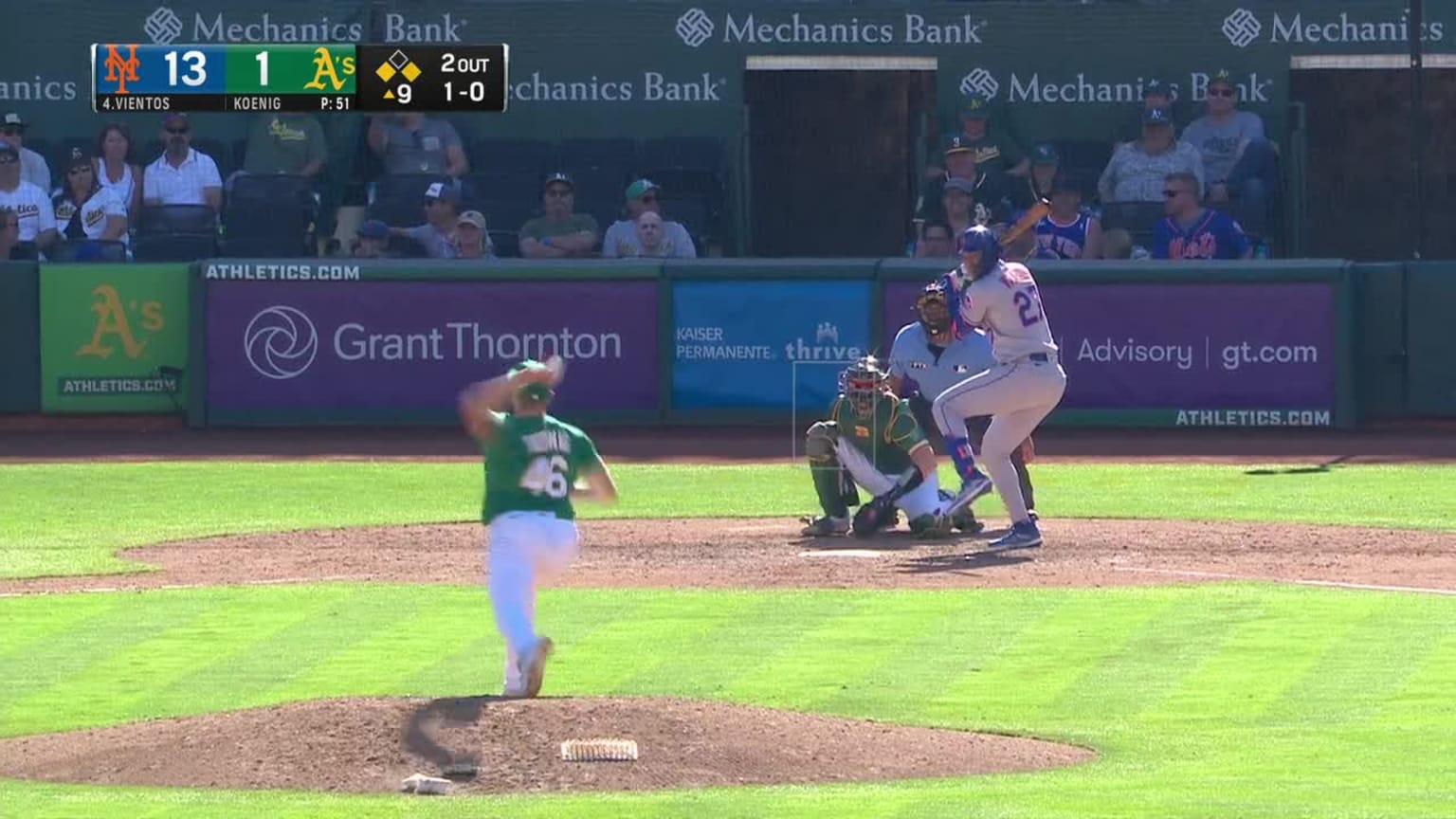 Jared Koenig Foul to Mark Vientos | 09/25/2022 | San Francisco Giants