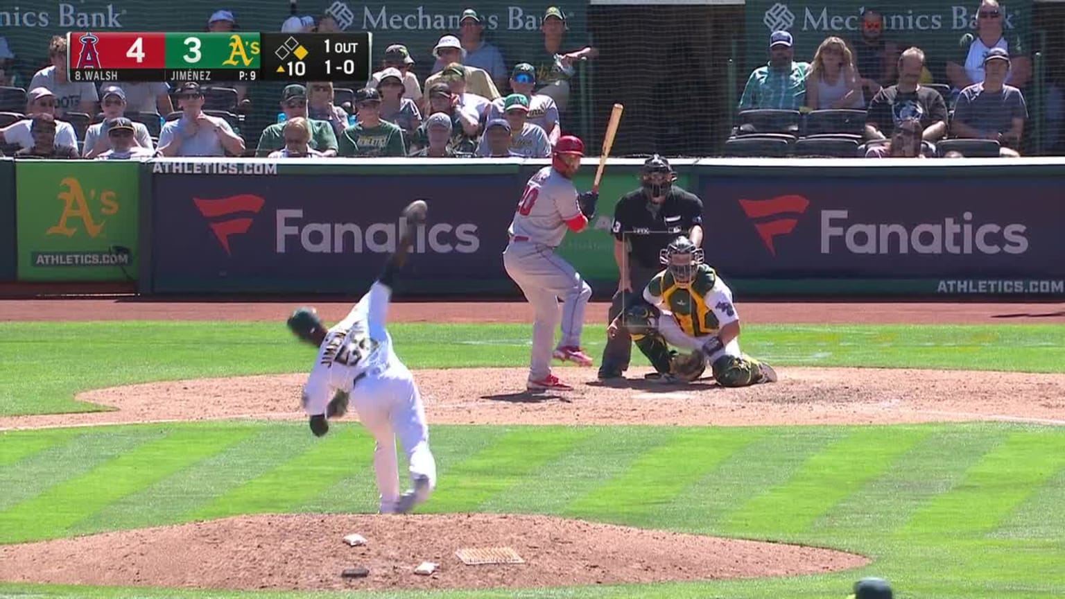 Dany Jimenez Ball In Dirt to Jared Walsh | 08/10/2022 | MLB.com