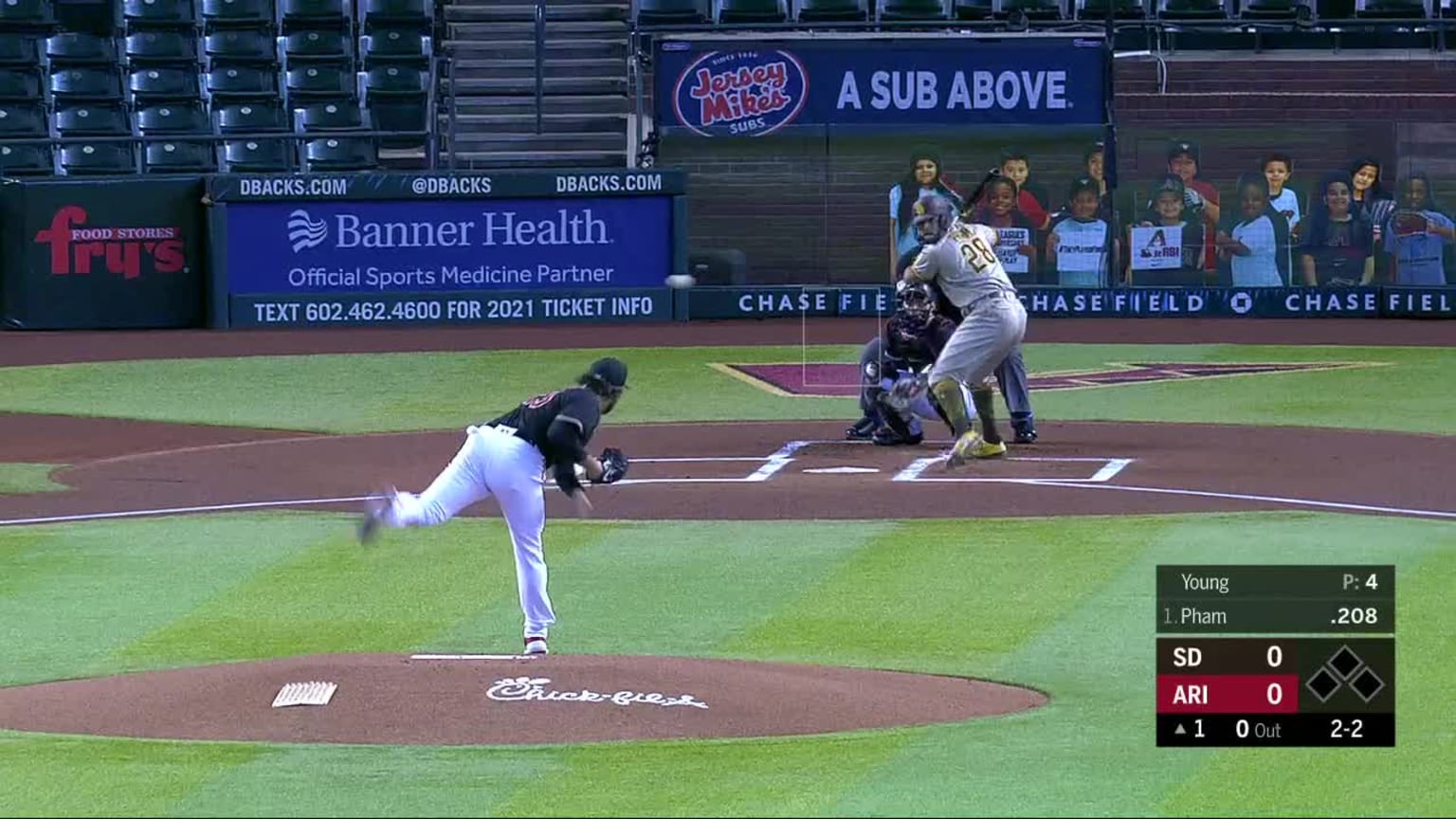 Alex Young Ball to Tommy Pham | 08/15/2020 | Cincinnati Reds