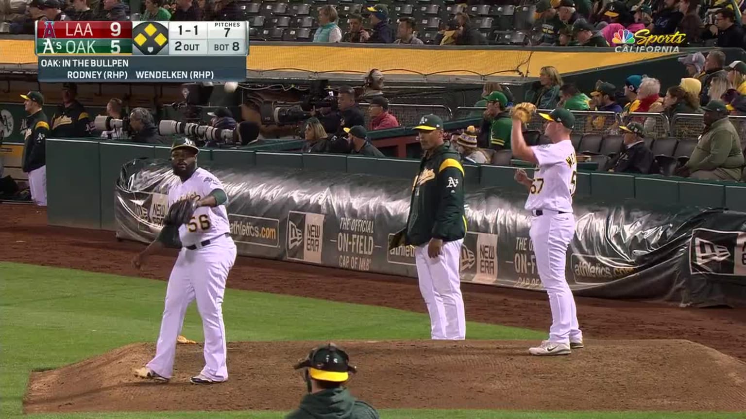 Ty Buttrey Foul to Dustin Fowler | 09/18/2018 | MLB.com