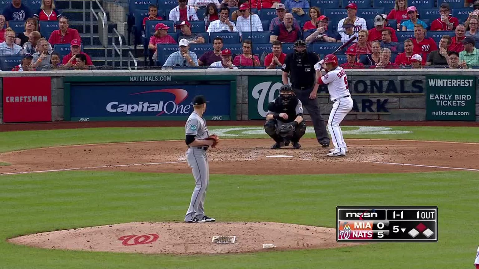 Brett Graves Foul to Adrian Sanchez | 09/26/2018 | St. Louis Cardinals