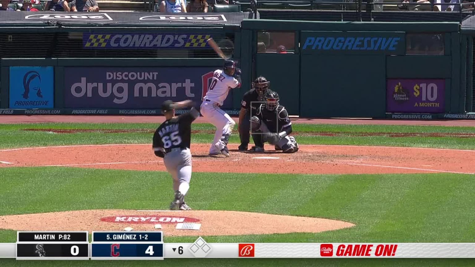 Davis Martin Foul to Andres Gimenez | 07/12/2022 | Chicago White Sox