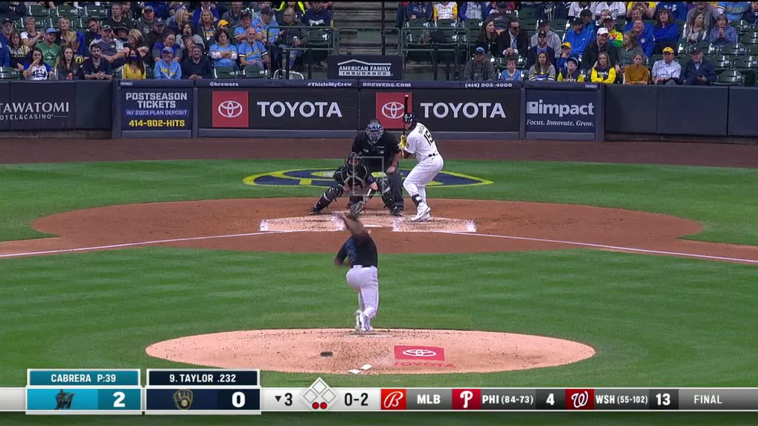Tyrone Taylor strikes out swinging. | 10/01/2022 | MLB.com