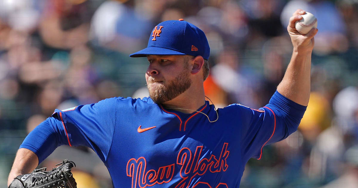 A.J. Minter Stats and Highlights - MLB Player Stories