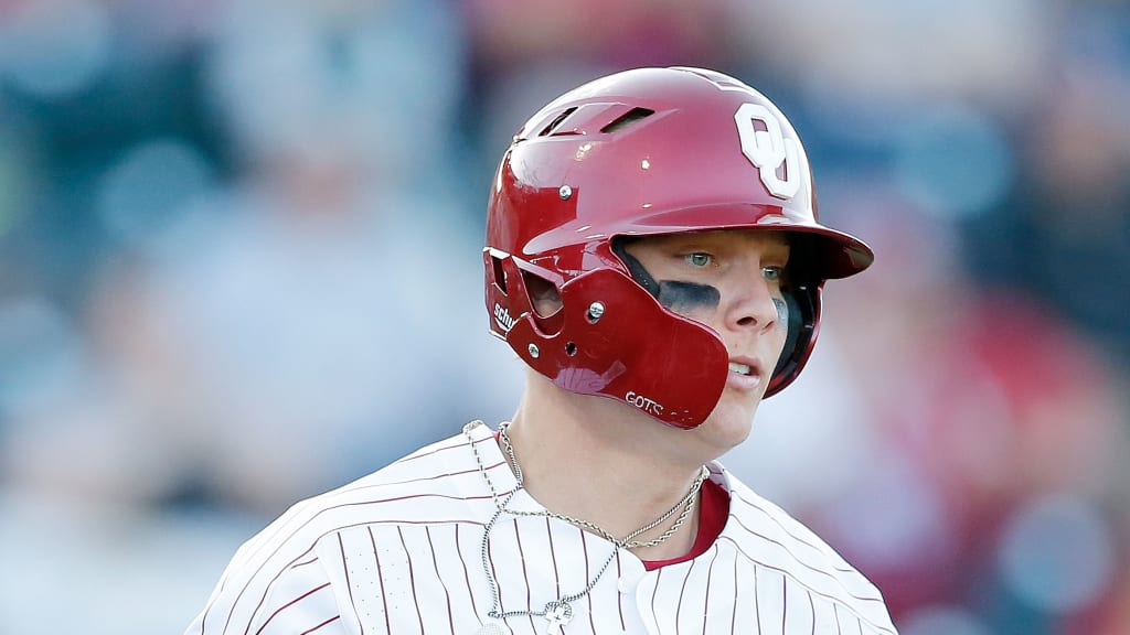 Steele Walker - 2018 Golden Spikes Award semifinalist | USA Baseball