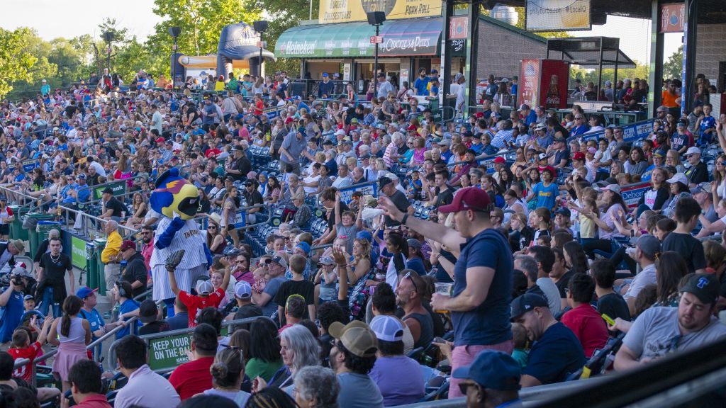 Thunder Ready to Welcome 11 Millionth Fan in Franchise History | MLB ...