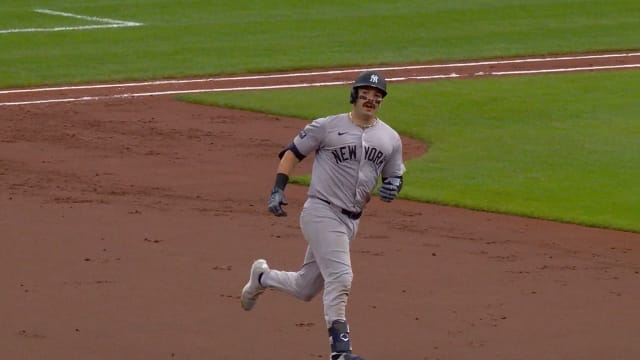 Austin Wells evens the game with a solo homer | 05/01/2024 | YES Network