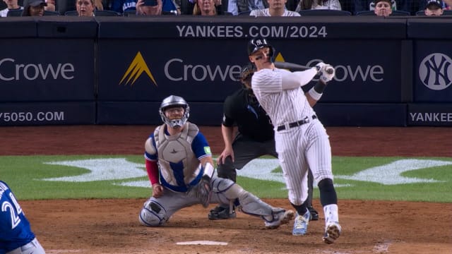 Aaron Judge extends the Yankees' lead with an RBI double | 09/22/2023 ...